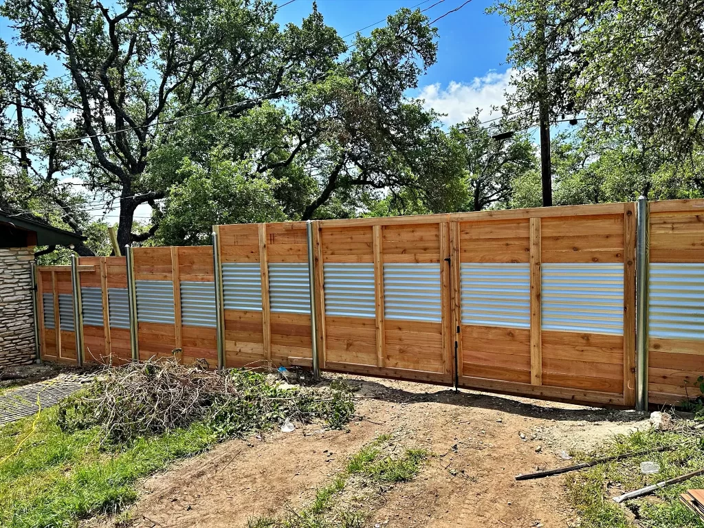 How to Choose the Right Fence Contractor for Your Project